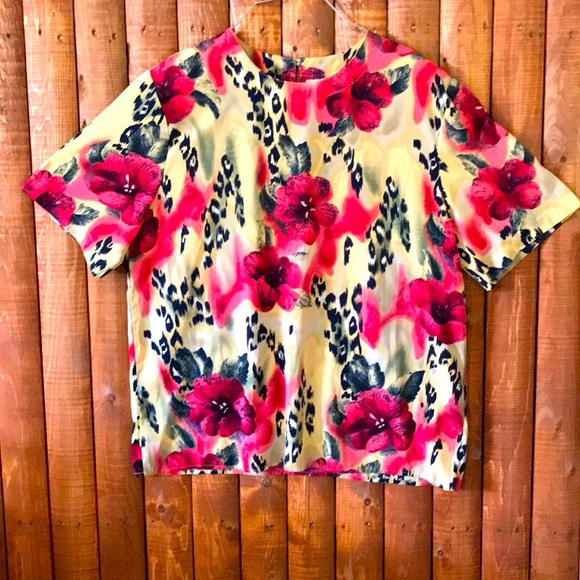 Che Studio | Tops | Che Studio Floral Ladies Top | Poshmark